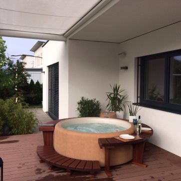 Unsere Whirlpool-Umrandungen- Rotaflex Softub & Heat4all - Tirol ...